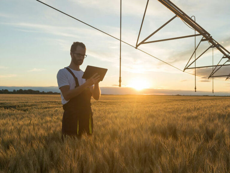 11 Key Benefits of Going Paperless with Mobile Forms - forms2